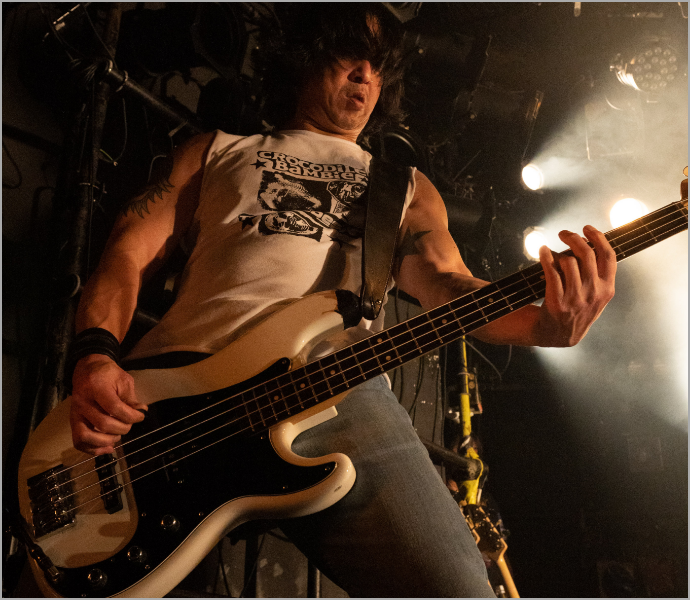 Casa de la Luna | カーサデラルナ | 名古屋市西区でギター・ベース・ドラム・サックス・ピアノ・ボーカルレッスン開講中